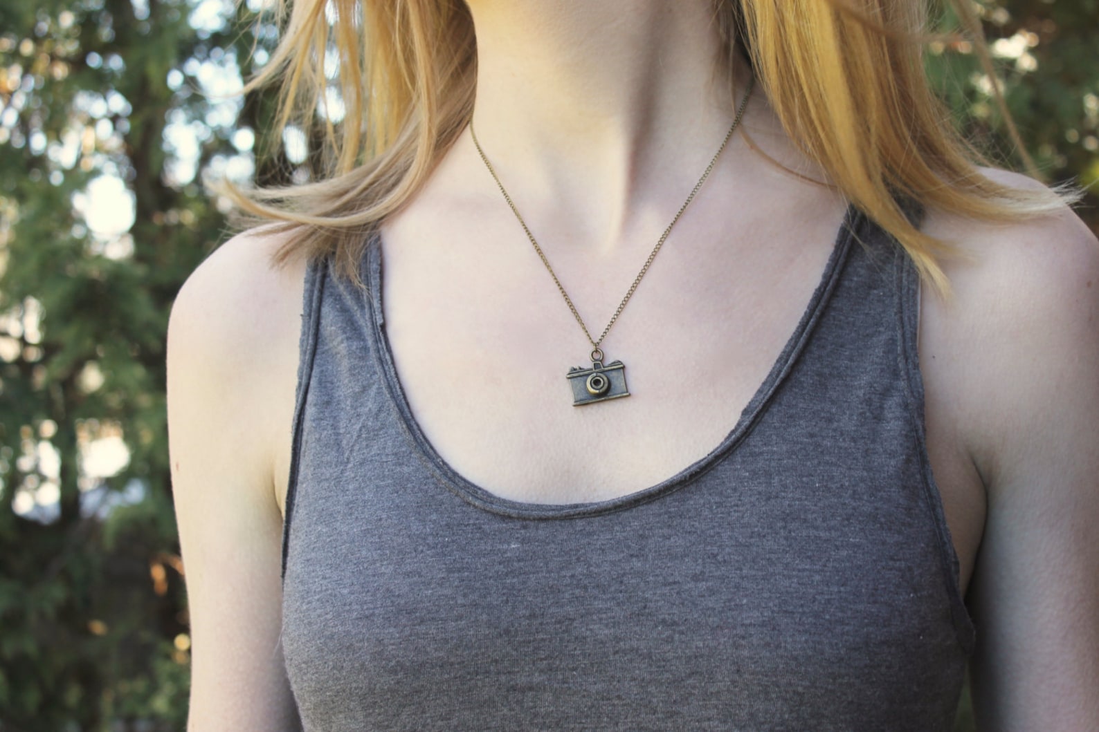 Vintage Camera Necklace // Photography Necklace // Antique - Etsy