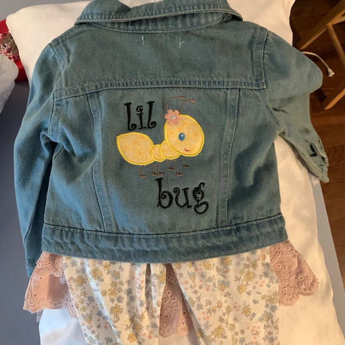 Ant With Flower Machine Embroidery Applique Design 4x4 5x5 - Etsy