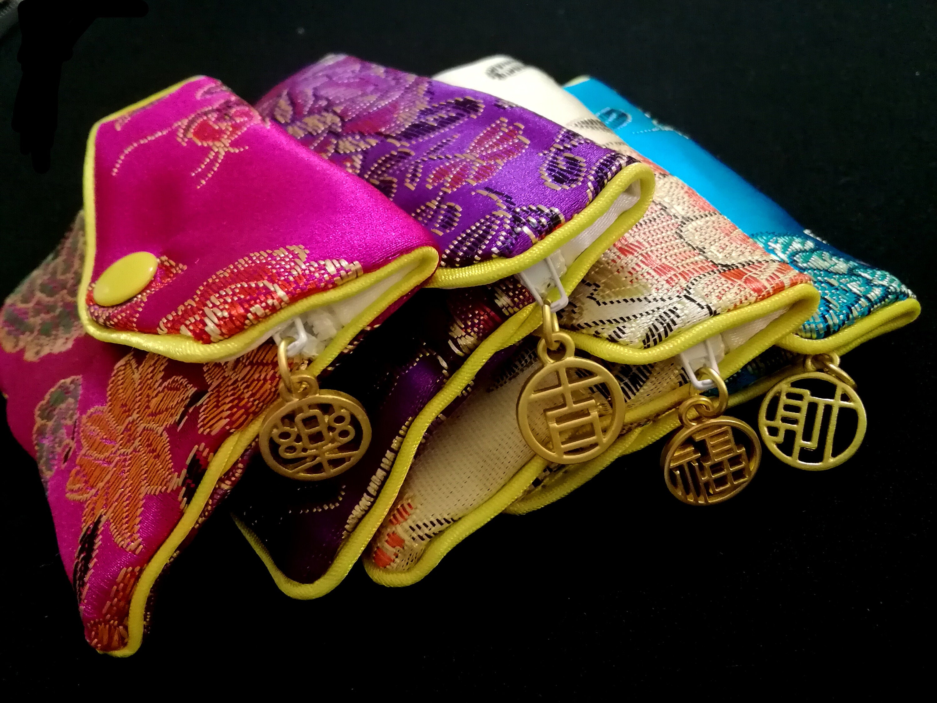 Small 60mm X 80mm Chinese Embroidered Zipper Pouch W Small 60mm X 80mm Chinese Embroidered Zipper Pouch W