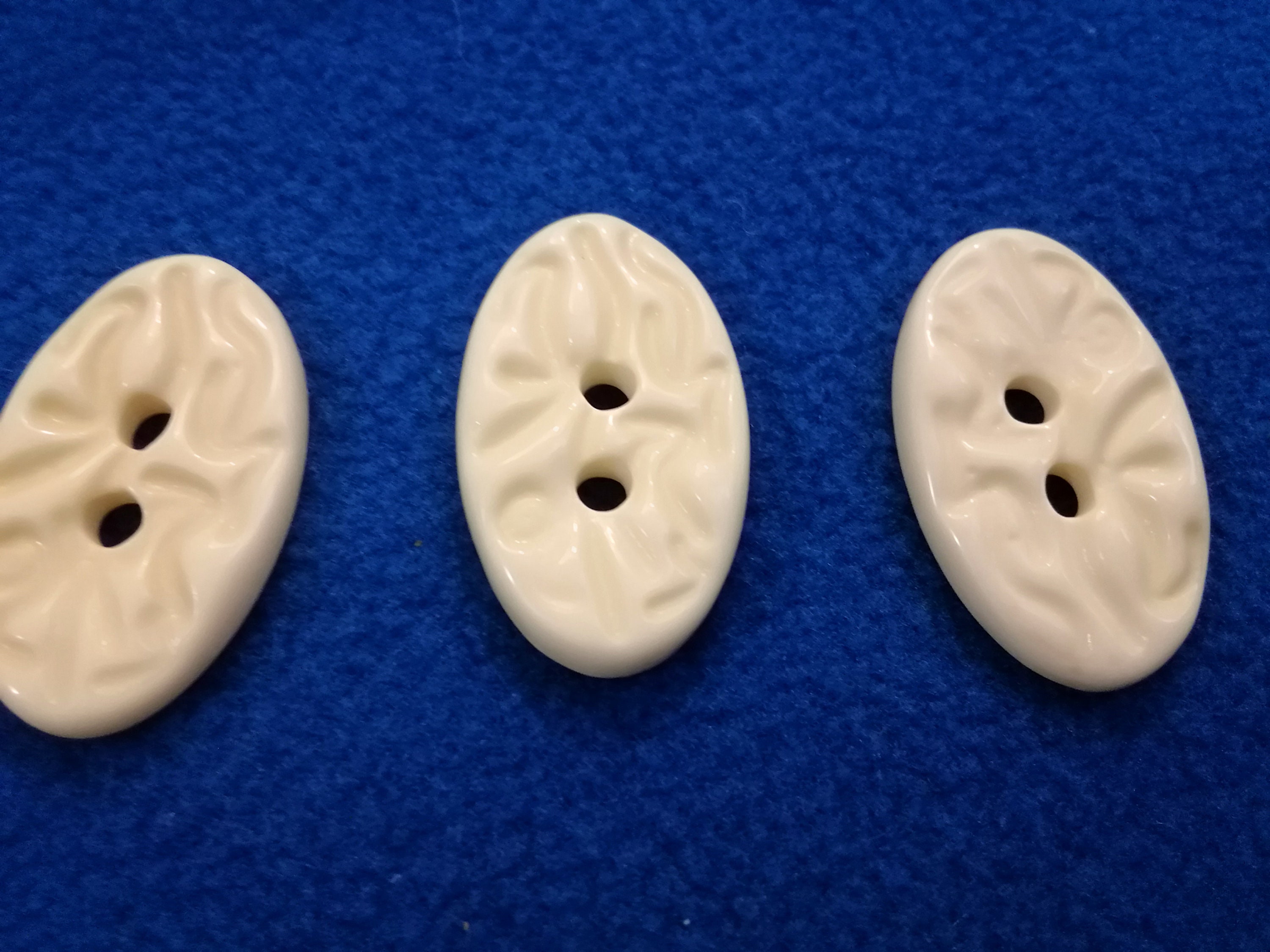 20mm x 33mm Oval Ivory Button Acrylic Oval Button Oval Ivory | Etsy