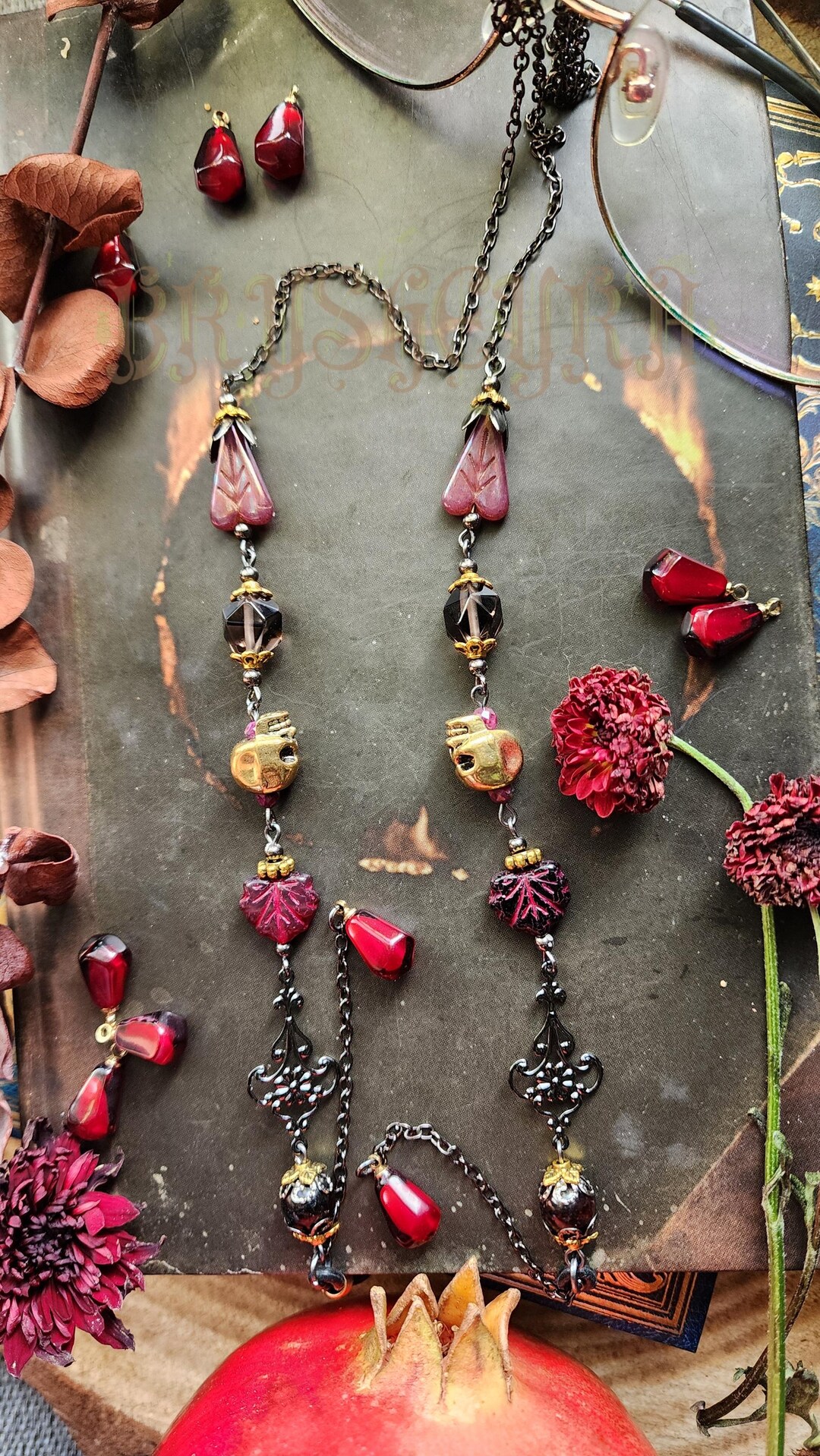 Queen of the Underworld Gunmetal and Gold Eyeglass Chain | Czech ...