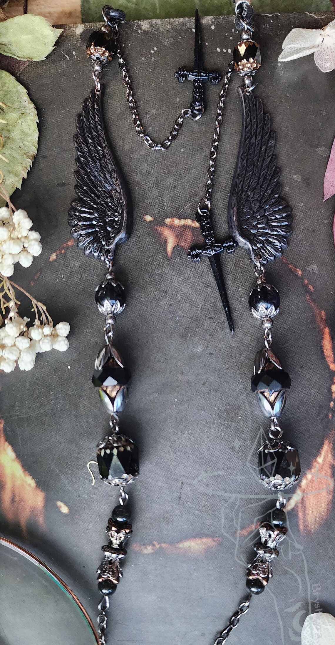 Lord of the Fallen Gunmetal Eyeglass Chain | Black Czech Crystal | Dark ...