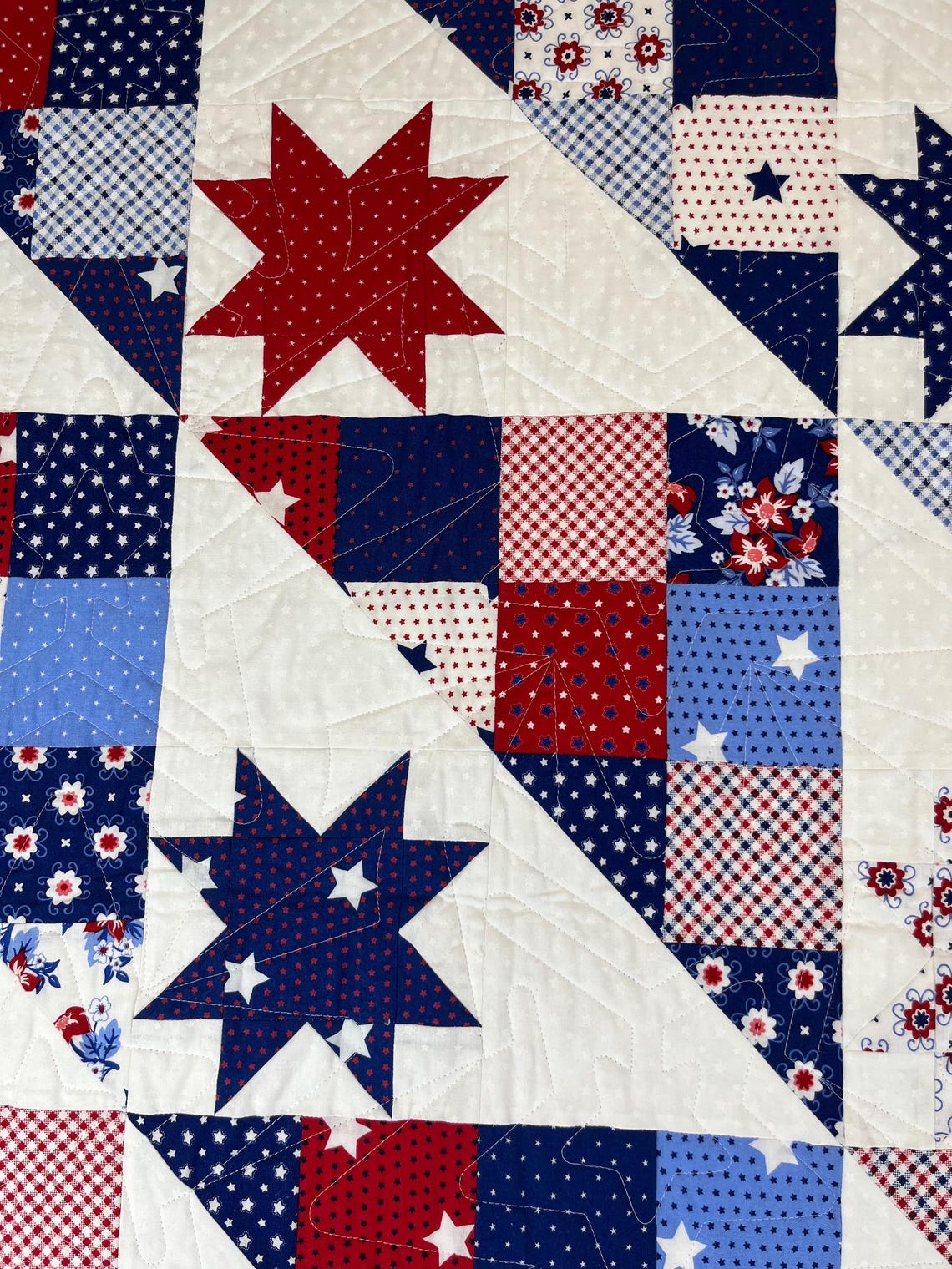 Patchwork Flag Quilt: Twin Size Patriotic Finished Quilt 70”x84” - Etsy