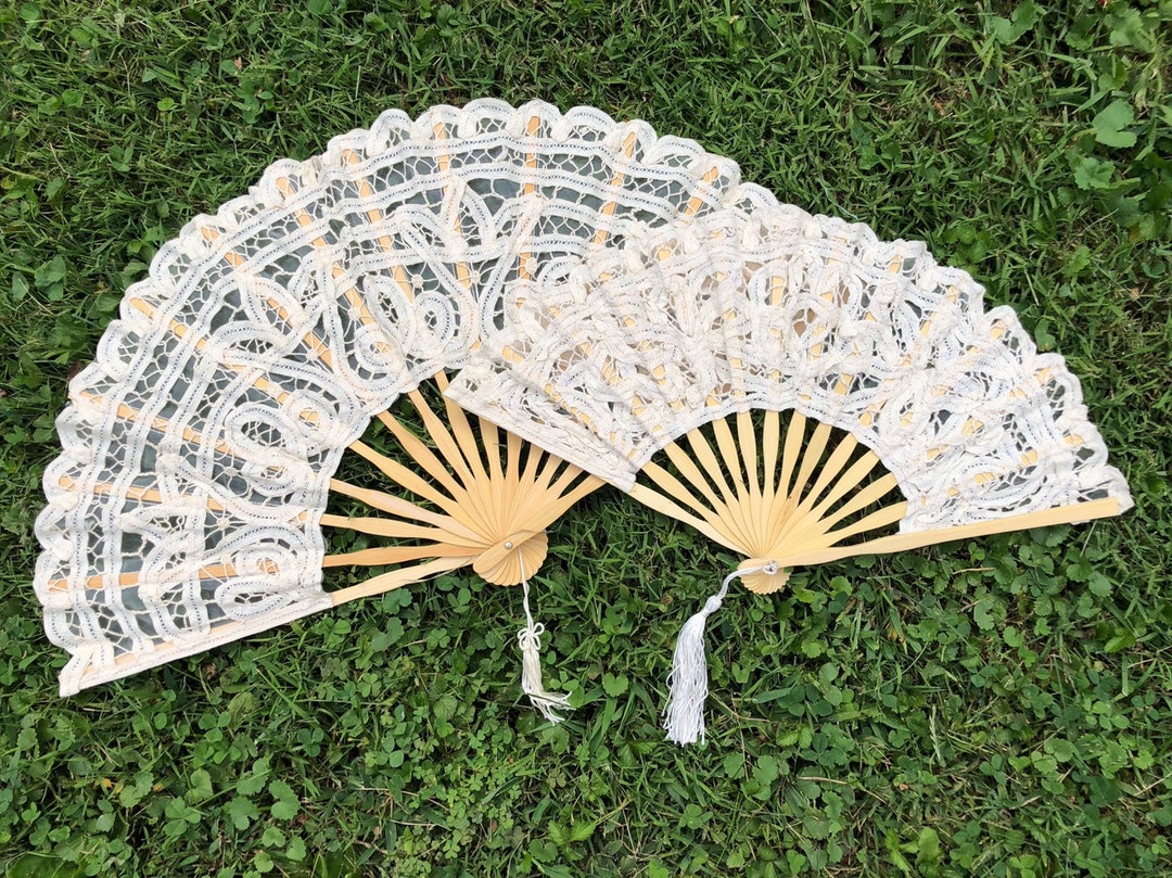 Ivory Lace Wedding Fan, Beige Lace Wedding Fan, Ivory Lace Hand Fan - Etsy