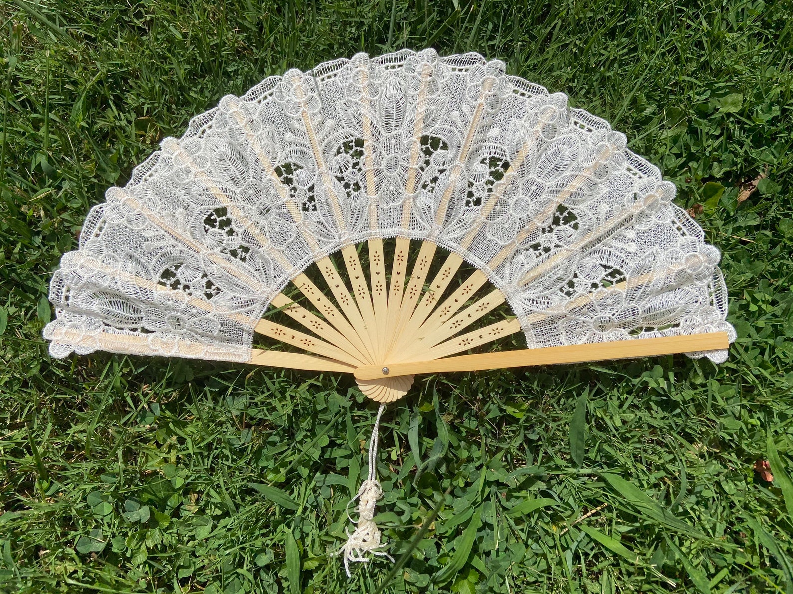 Ivory Lace Fan With Flower Design for Wedding Hand Fan - Etsy
