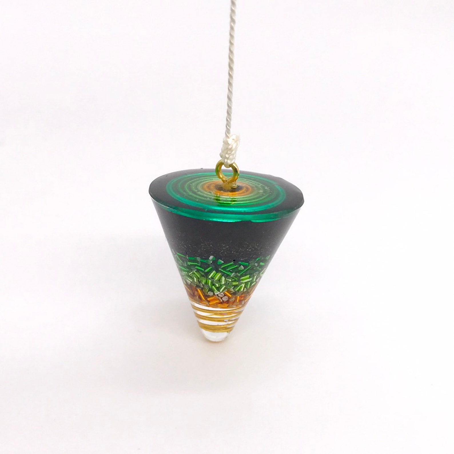 Orgone Generating Pendulum: Green / Gold | Etsy