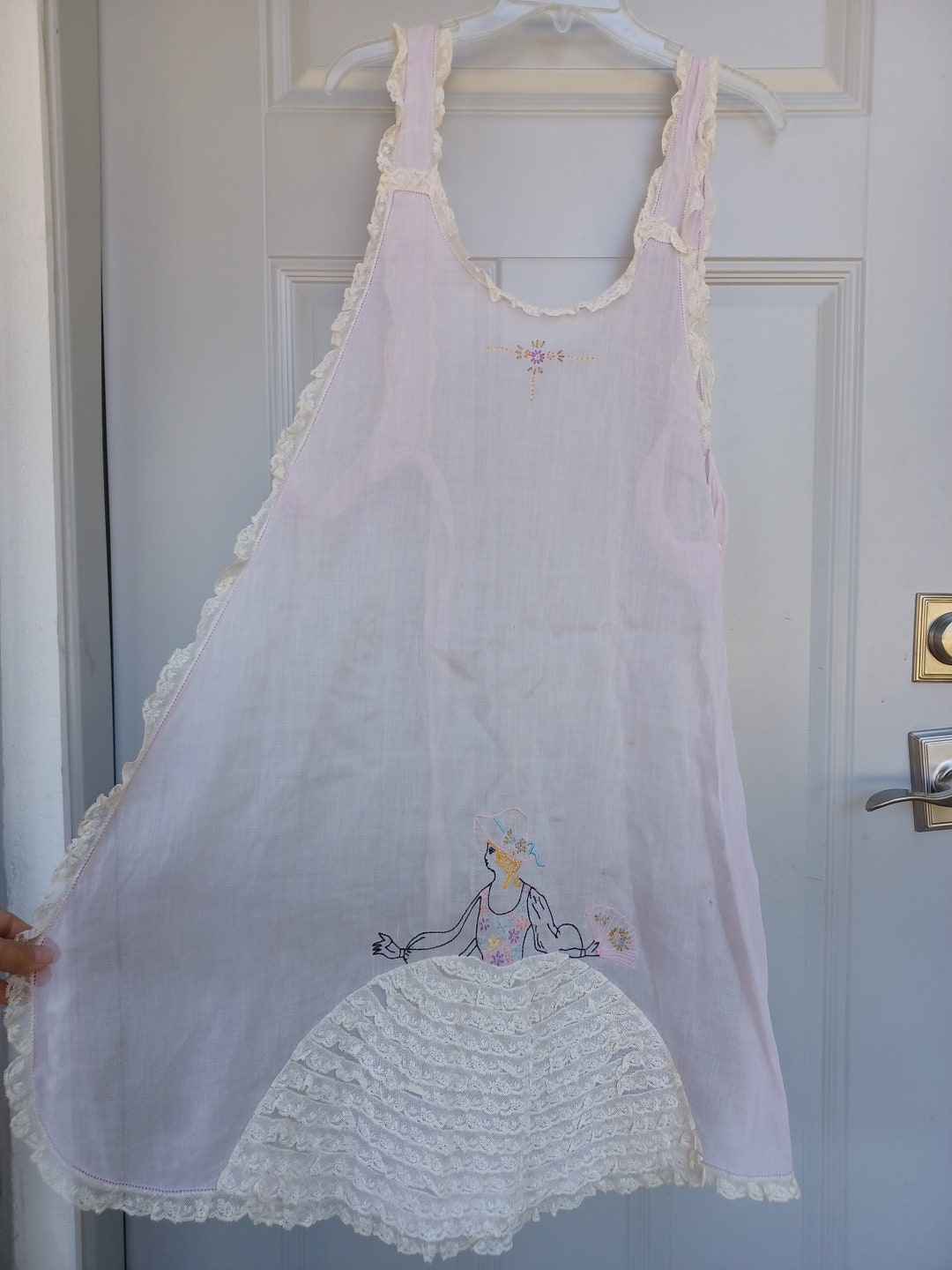 SALE Vintage 1920s Sheer Lavender Organdy Embroidered Hostess Apron ...