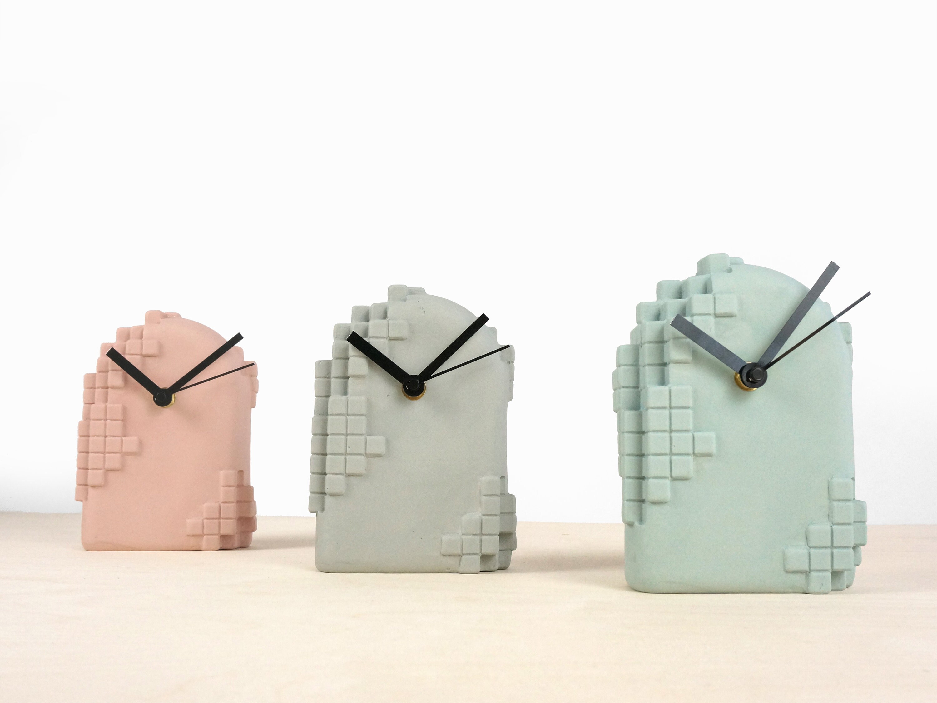 PIXEL CLOCK Pixelated Pixels Clockwork Ceramics Analog Digital Hands - Etsy