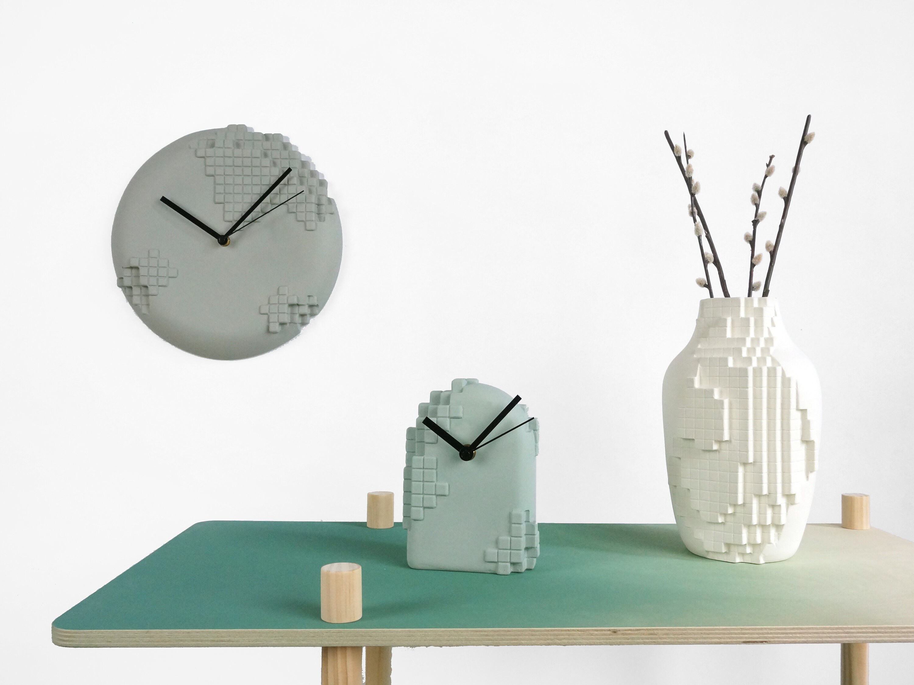 PIXEL CLOCK Pixelated Pixels Clockwork Ceramics Analog Digital Hands - Etsy