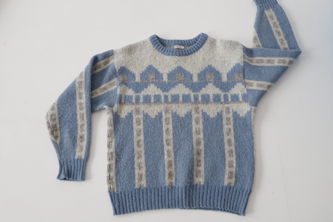 Alafoss Iceland Vintage Iceland Wool Knit Sweater / Chunky Patterned ...