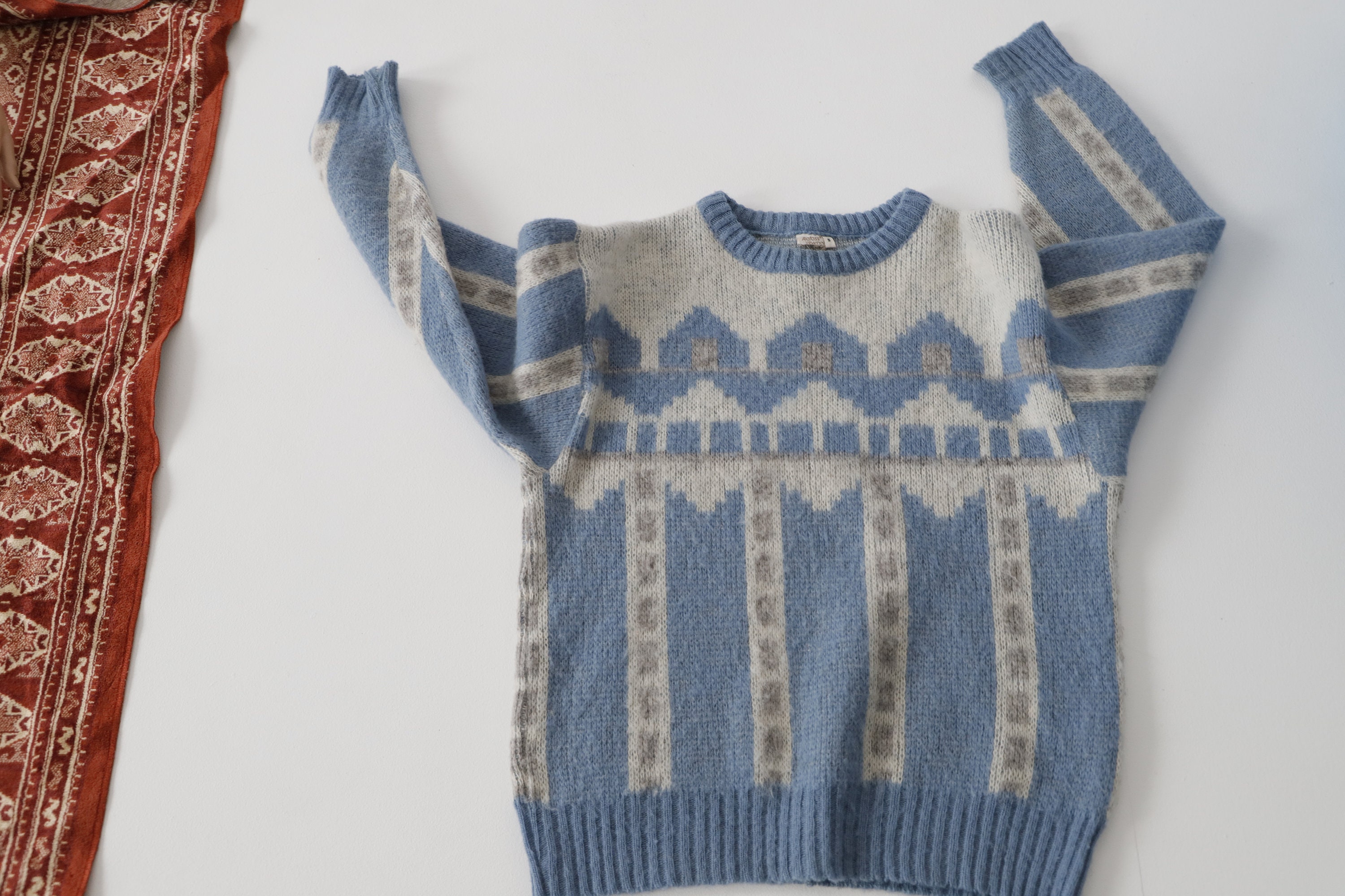 Alafoss Iceland Vintage Iceland Wool Knit Sweater / Chunky Patterned ...