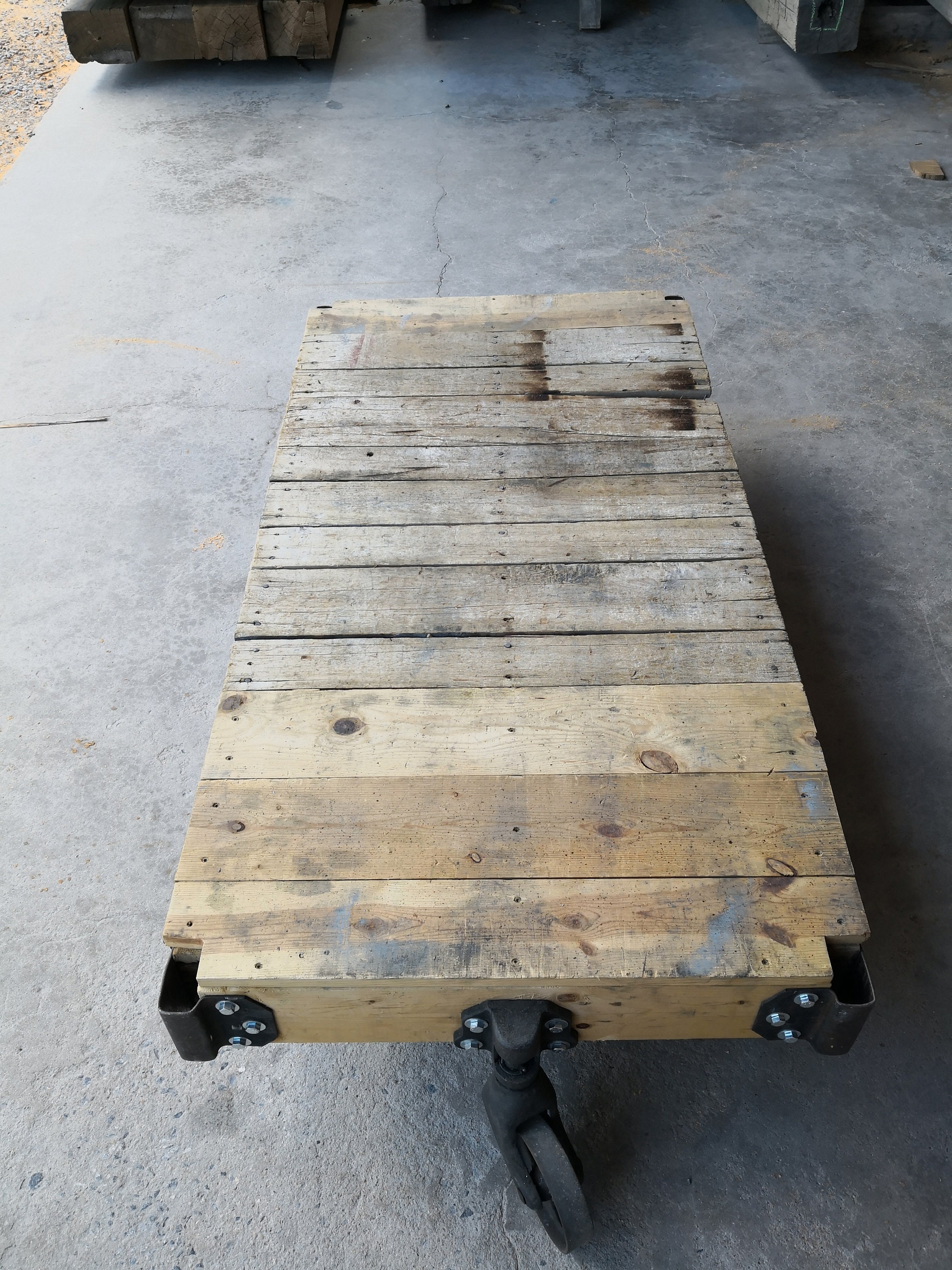 Antique Factory Cart Coffee Table Decoration Lineberry Vintage Railroad ...