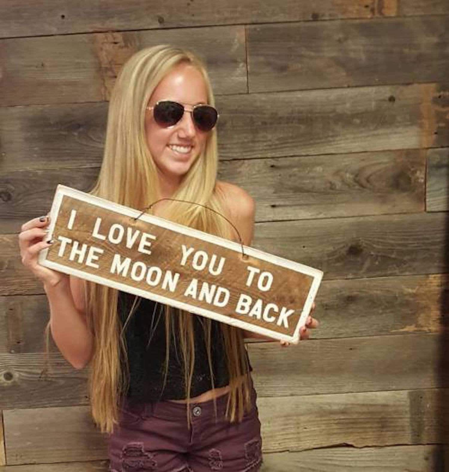 Brandy Melville Signs