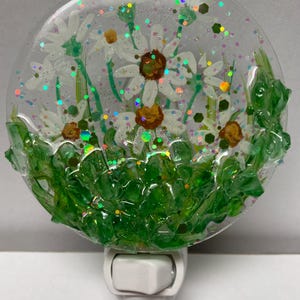 Daisy Nightlight, Daisy Flower Night Light, Daisy Decor, Daisy Meadow ...