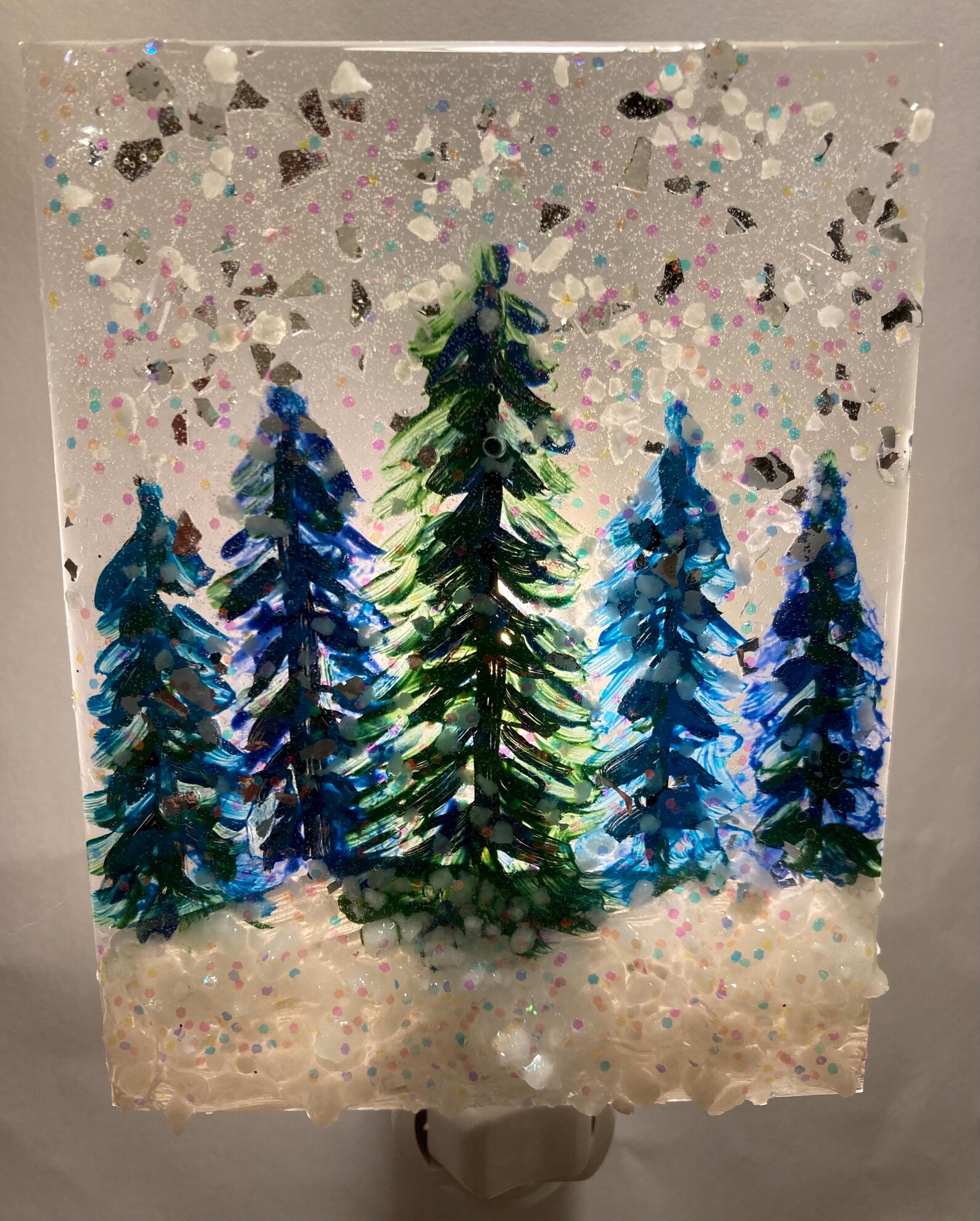Evergreen Forest Night Light,winter Evergreen Trees, Plug in Nightlight ...
