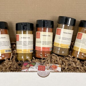 Flavors of India Gift Box, Gourmet Indian Spices, Gift for Foodie - Etsy