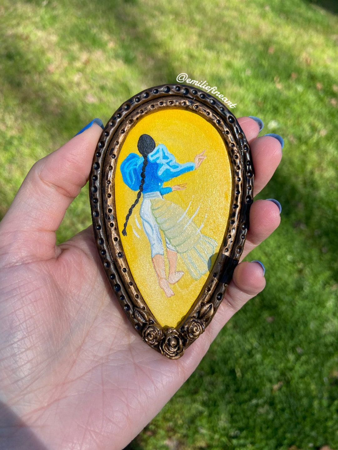 1:12th Scale Miniature Poor Things Whimsical Bella Baxter Tear Drop ...