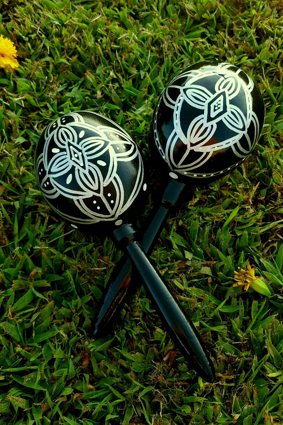 Black Maracas pair - Etsy