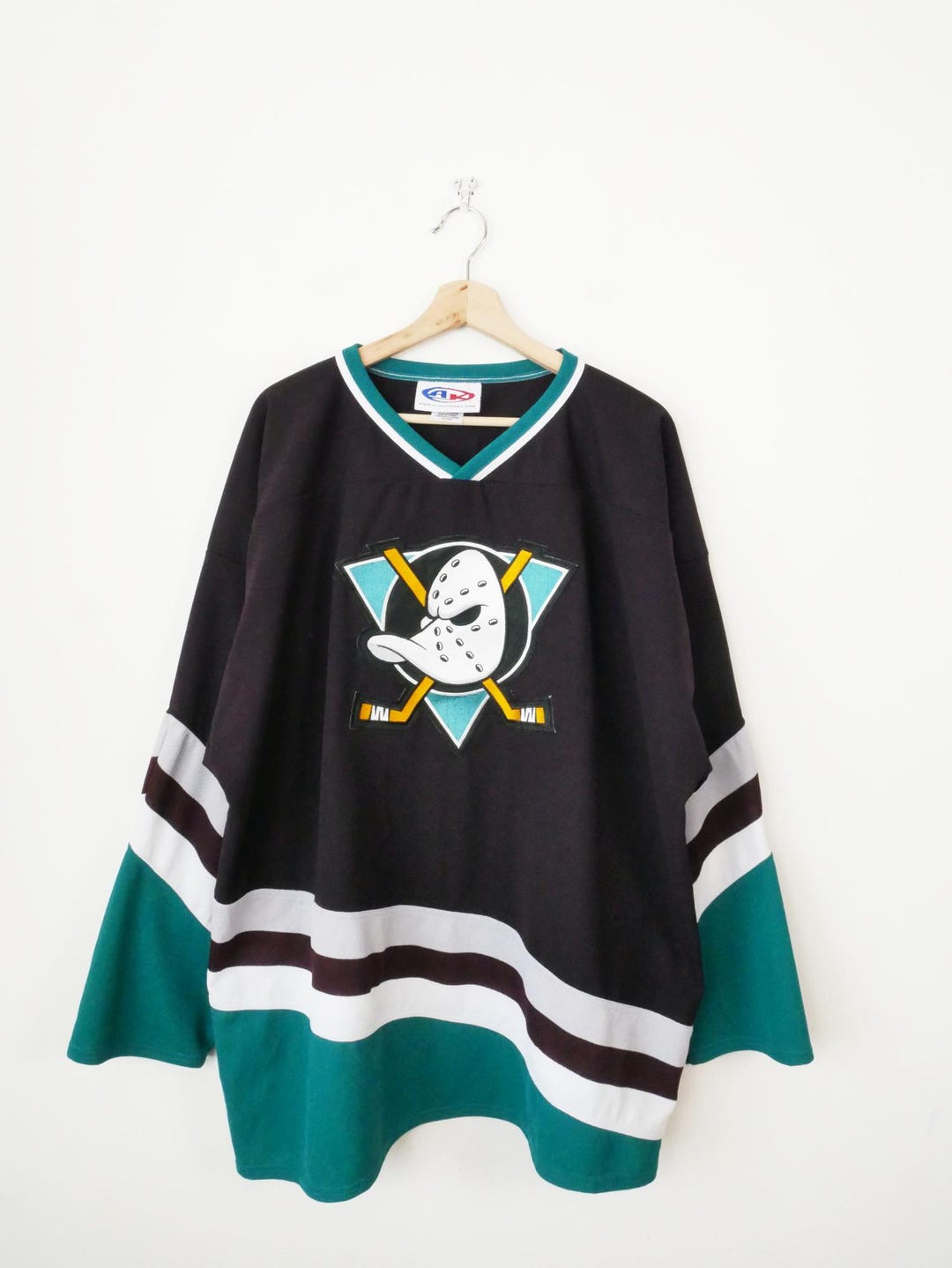 Vintage AK Sports Men’s 90s Anaheim Mighty Ducks Hockey Jersey-made in ...