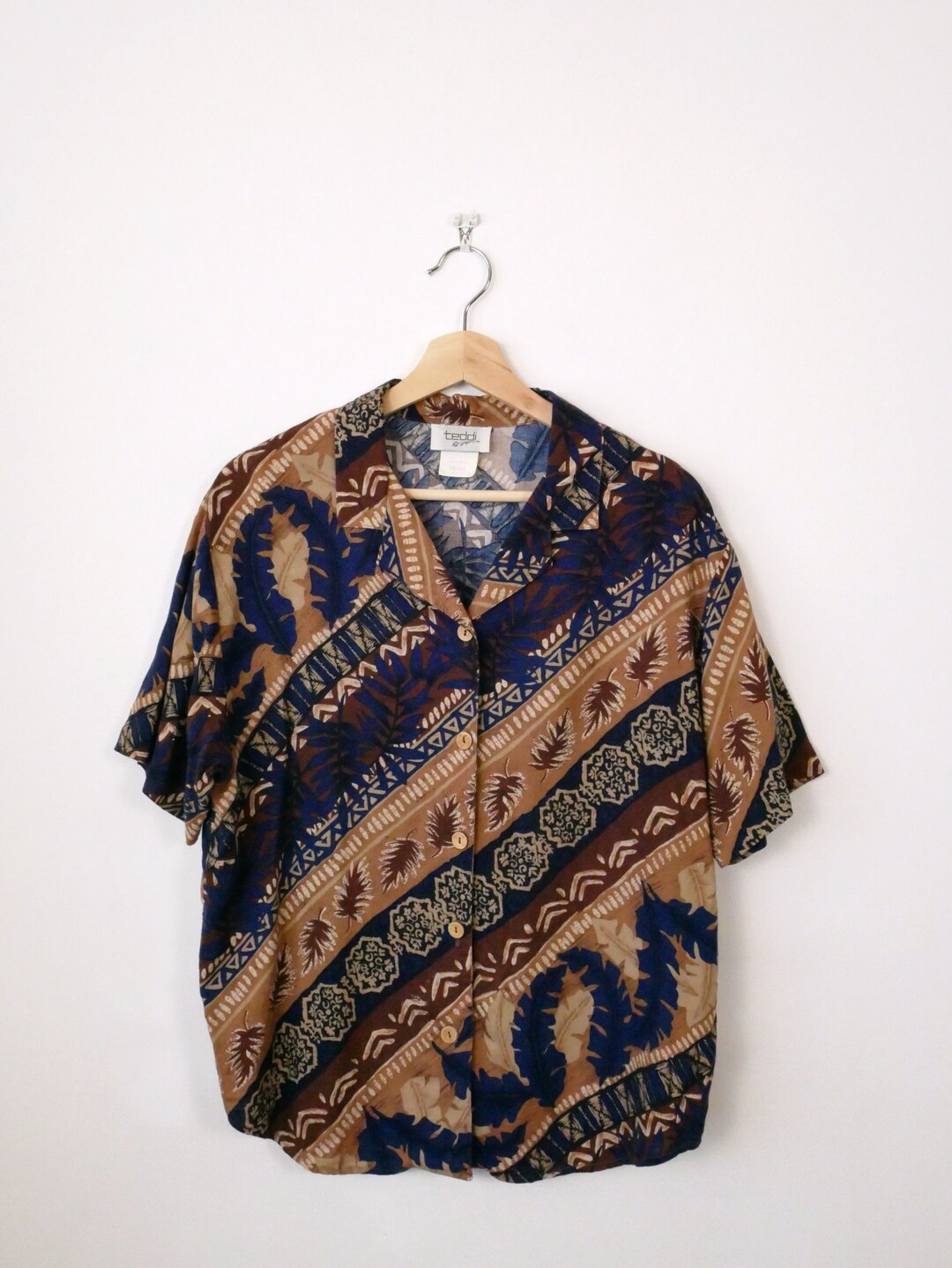 Vintage Leaf/botanical Pattern Women's Open Collar Shirt - Etsy