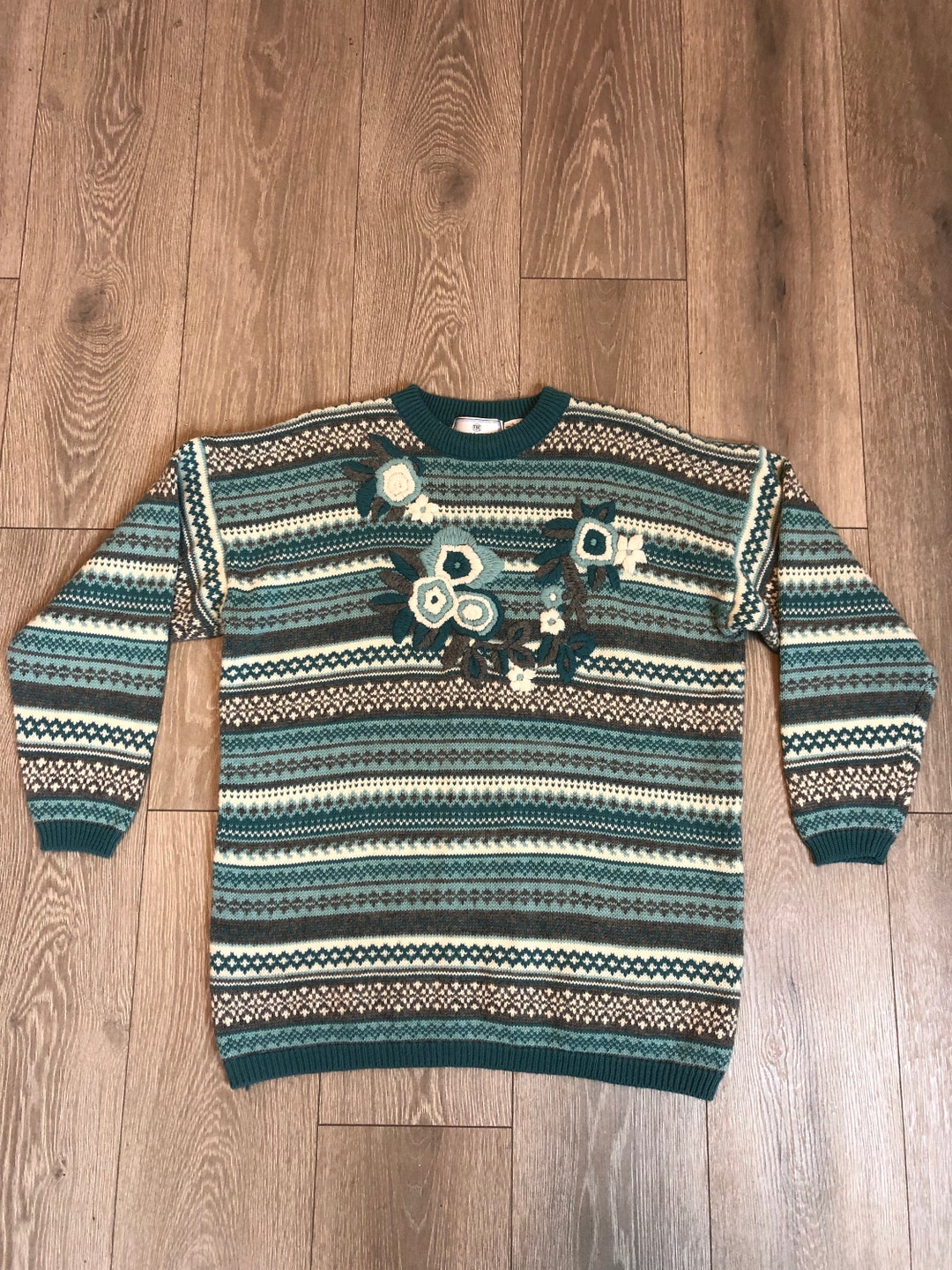 Retro Maggie Lawrence Acrylic Striped Floral Embroidered Teal, Blue ...