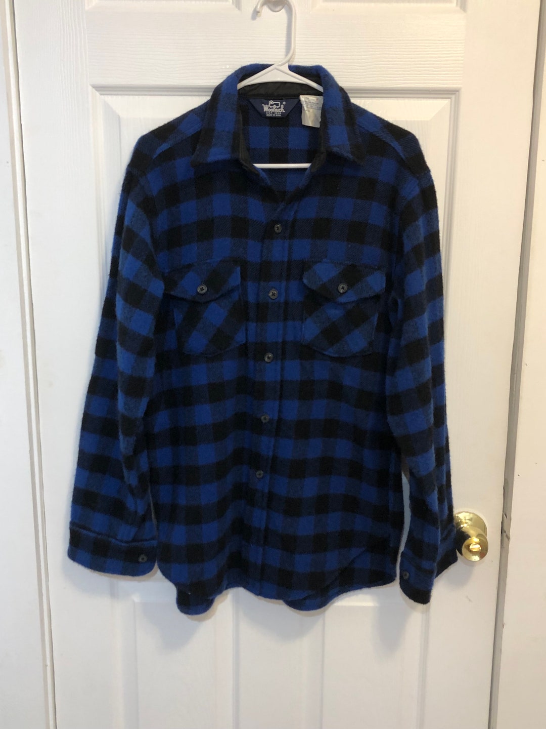 Woolrich Blue and Black Checkered Button up 85% Wool - Etsy