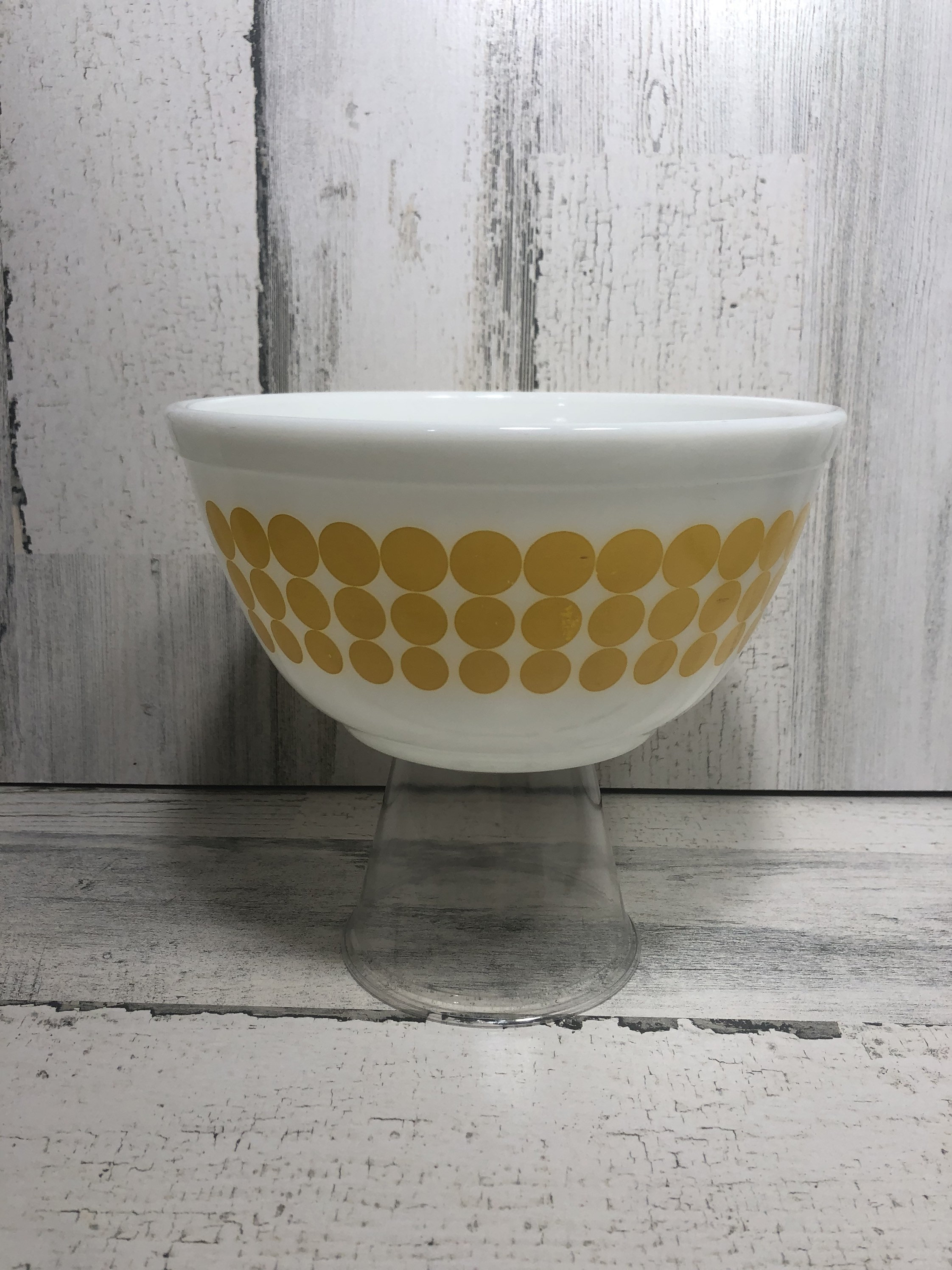 Pyrex Yellow Dot 402 1-1/2 Quart Vintage Bowl Bowls Home & Living etna ...