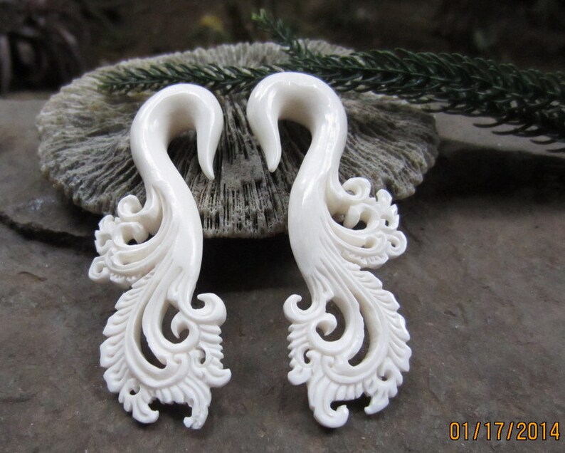 One Pair of 2G 6 Mm Carved Buffalo Bone Ear Gauge Organic - Etsy