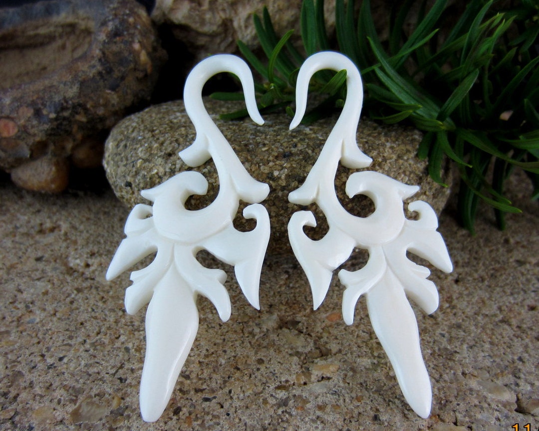 One Pair of 8G- 3 Mm Carved Buffalo Bone Gauge , Organic Gauge, Body ...