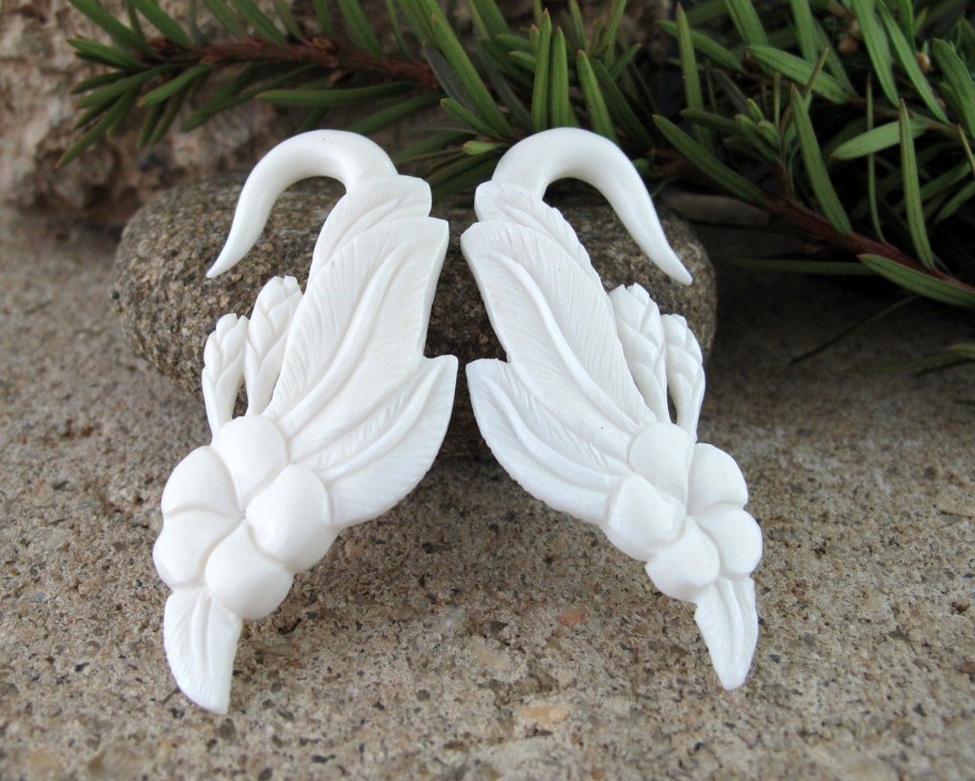 One Pair of 4G Carved Buffalo Bone Gauge , Organic Gauge, Body Piercing ...