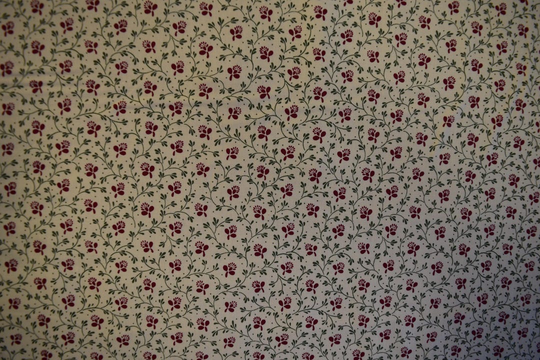 Small Red Vining Flower From the Vintage Charm Collection by Judy ...