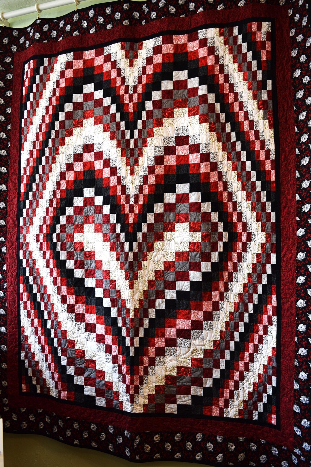 Heart Bargello Quilt by Sheila Green - Etsy