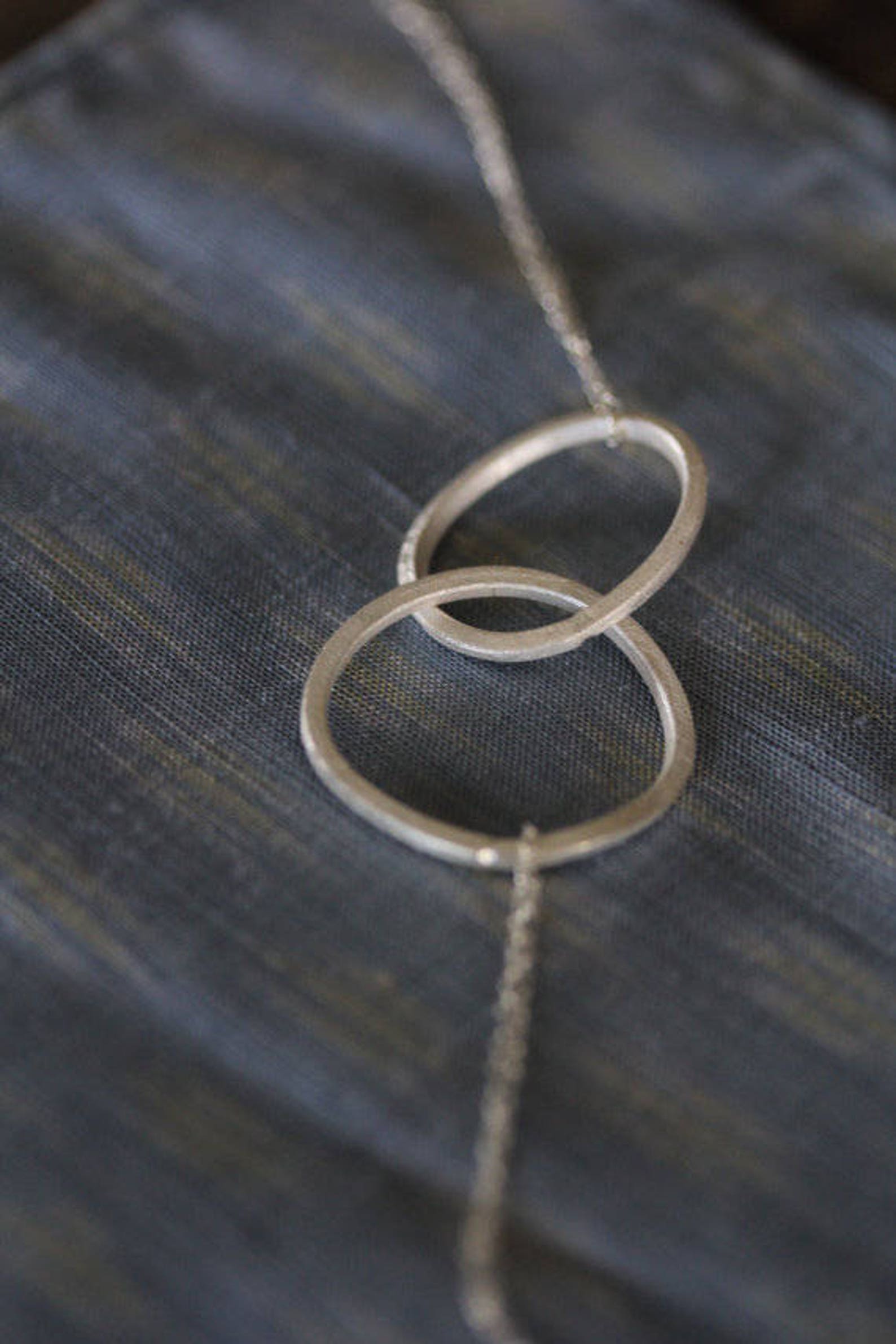 Handmade Silver Interlocked Oval Loops on Silver Chain - Etsy