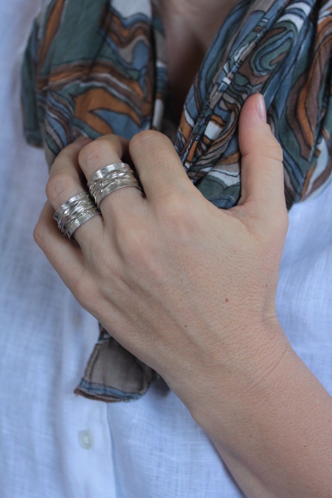 Handmade Ring With Hammered Silver Wire on a Cylindrical Base - Etsy