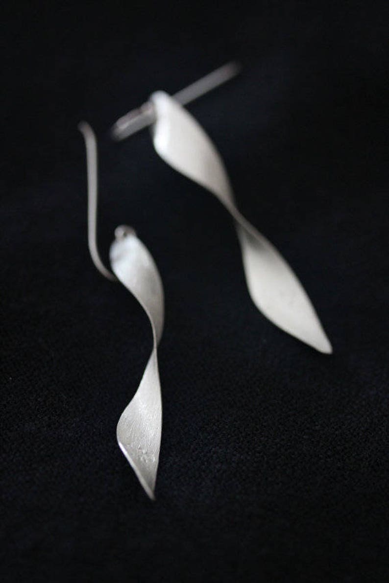 Handmade Twisting Leaf Silver Hook Earring E0138 - Etsy