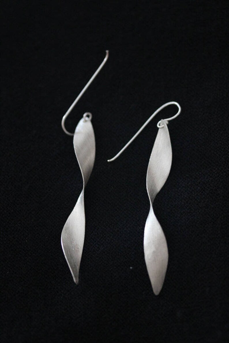Handmade Twisting Leaf Silver Hook Earring*woman Accessory (E0138) - Etsy
