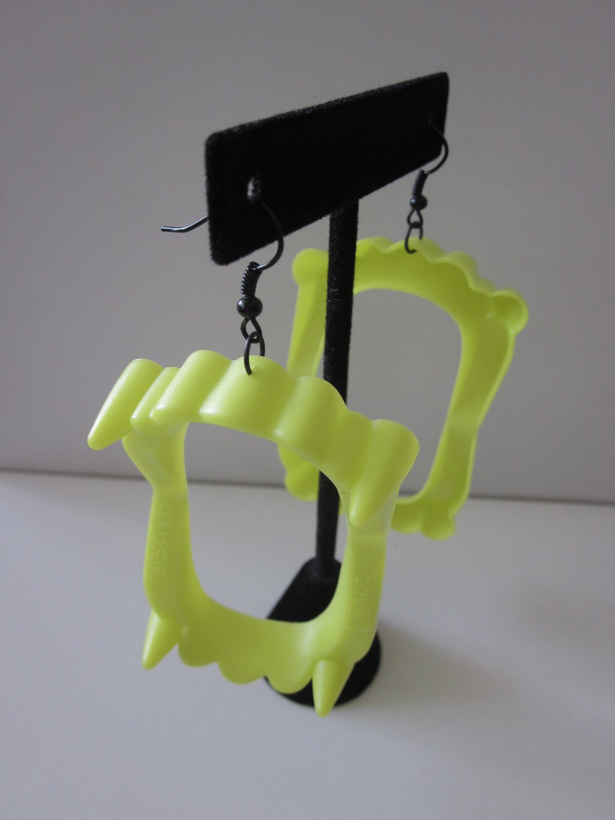 Neon Green Vampire Teeth/ Costume / Halloween / Dia De Los - Etsy UK