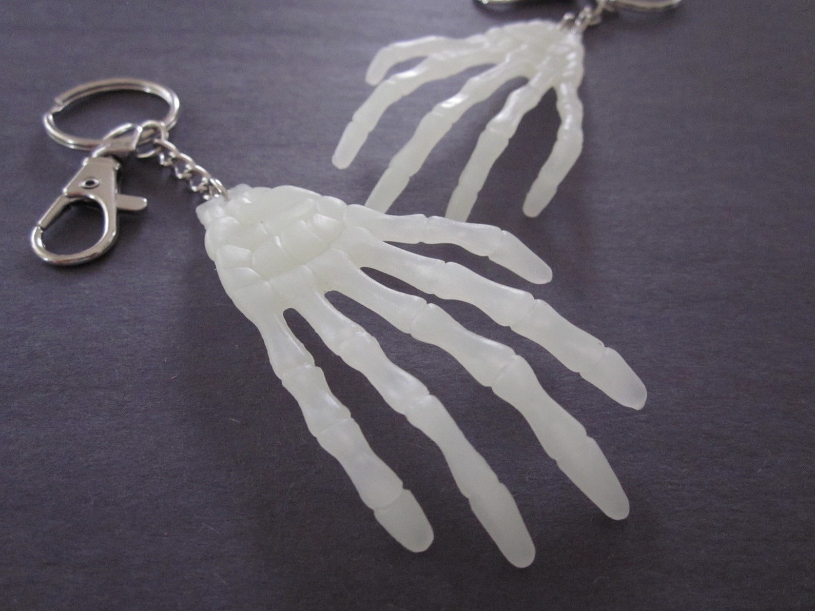 Glow in the Dark Creepy Skeleton Key Chain/ Dia De Los - Etsy UK