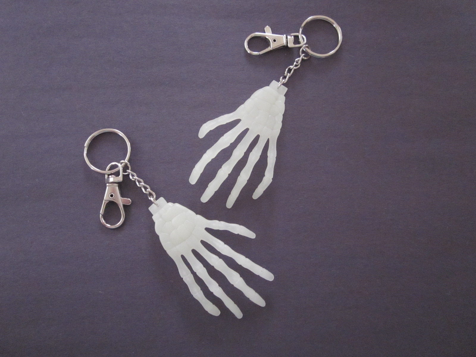 Glow in the Dark Creepy Skeleton Key Chain/ Dia De Los - Etsy UK