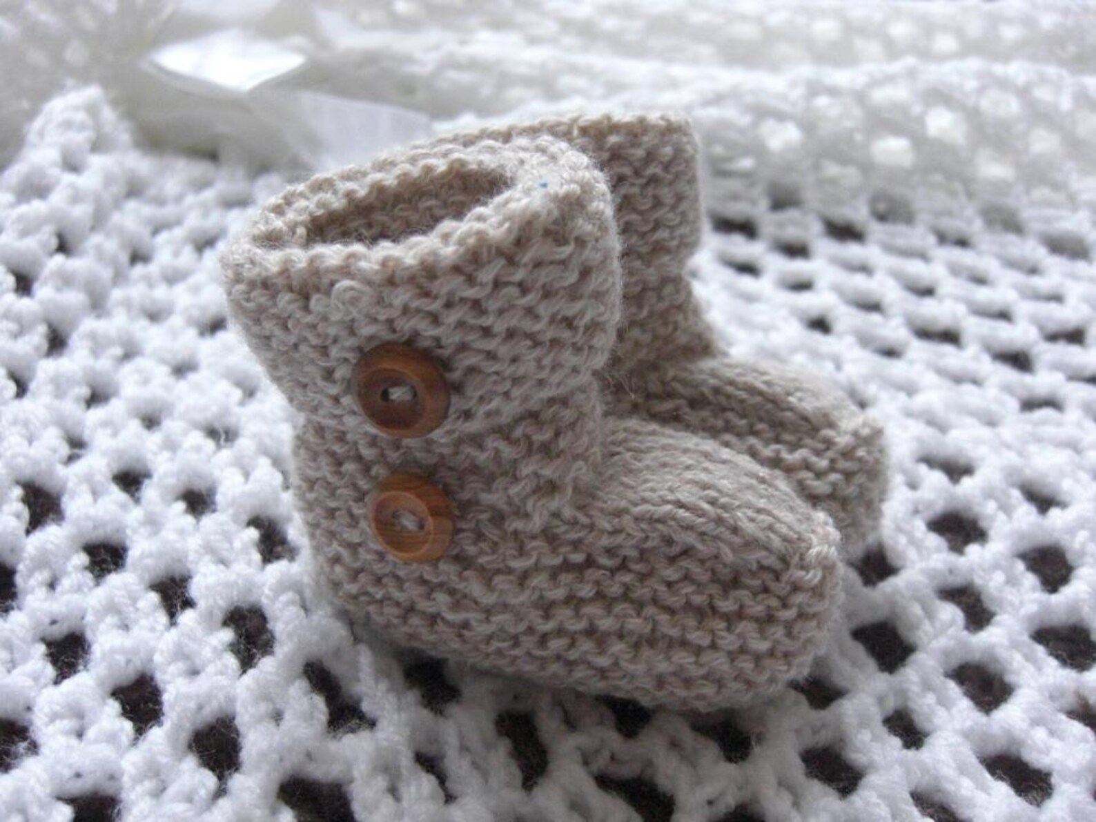 KNITTING PATTERN Instructions to Knit Unisex Baby Ugg Bootees - Etsy