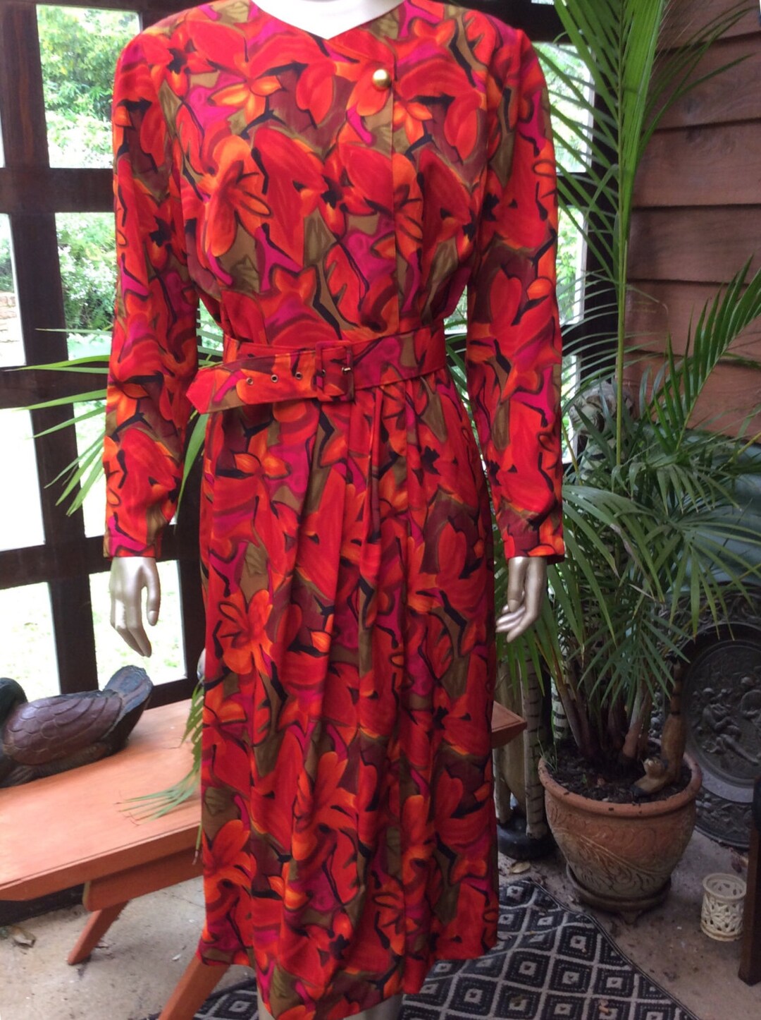 80s-90s Secretary Dress * Button-up Belted Colourful Dress Size 12 or ...