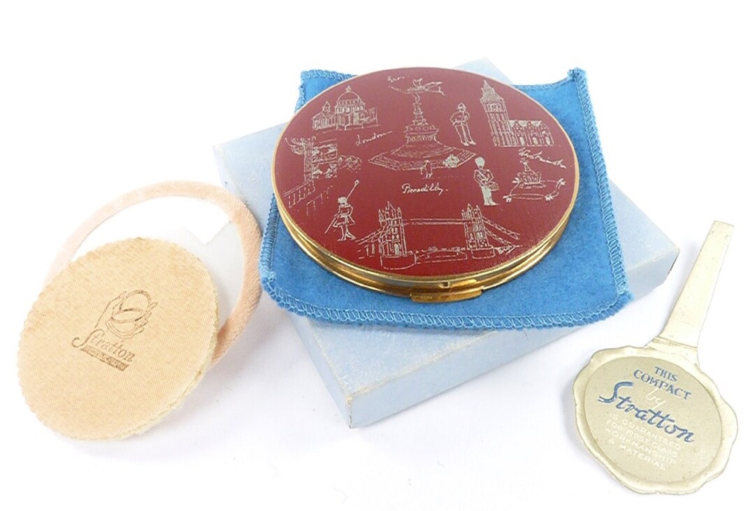 Daughter Gift Red and Silver 1950s Stratton London Scenes Compact ...