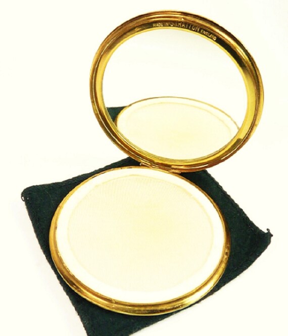 Rare Vintage Equestrian Themed Stratton Powder Compac… - Gem