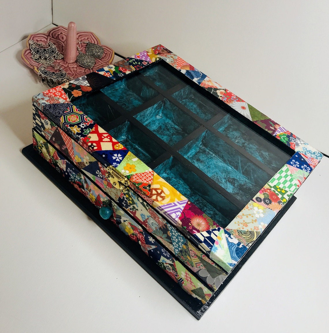 Japanese Chiyogami Wood Memory/jewelry Box With Glass Inset - Etsy UK