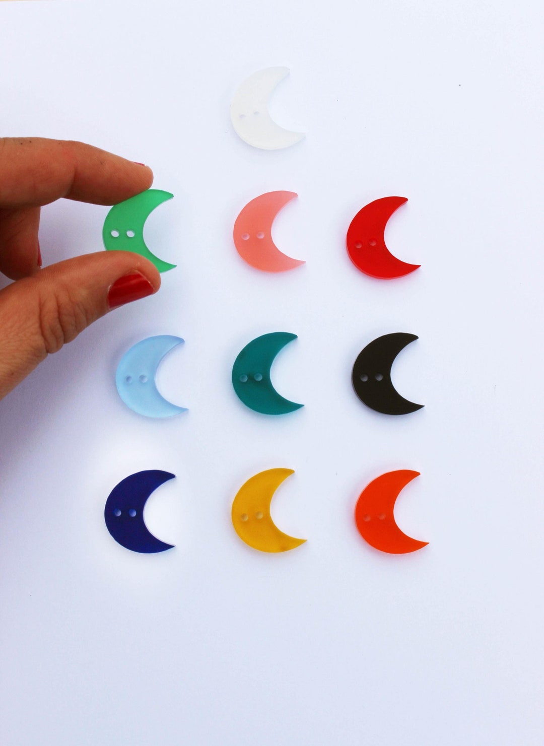 Colourful 22mm Crescent Moon Buttons - Acrylic Craft Buttons for Sewing ...