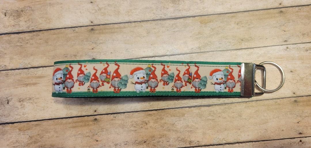 Christmas Gnome Keyfob - Etsy