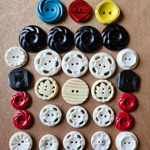 Vintage Large House Dress Buttons/vintage SPC Buttons/vintage Plastic ...