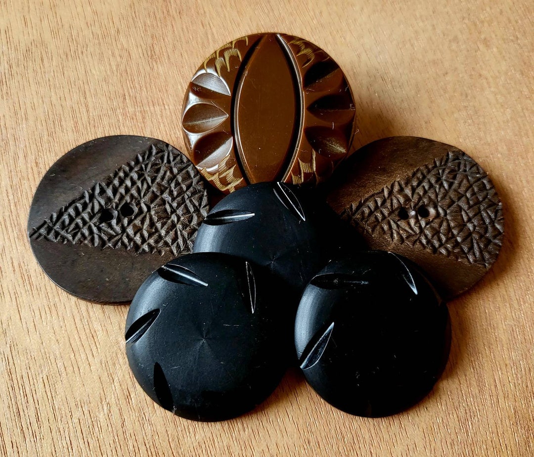 Vintage Carved Bakelite Coat Buttons: Chunky Brown & Black, Set of 5 - Etsy