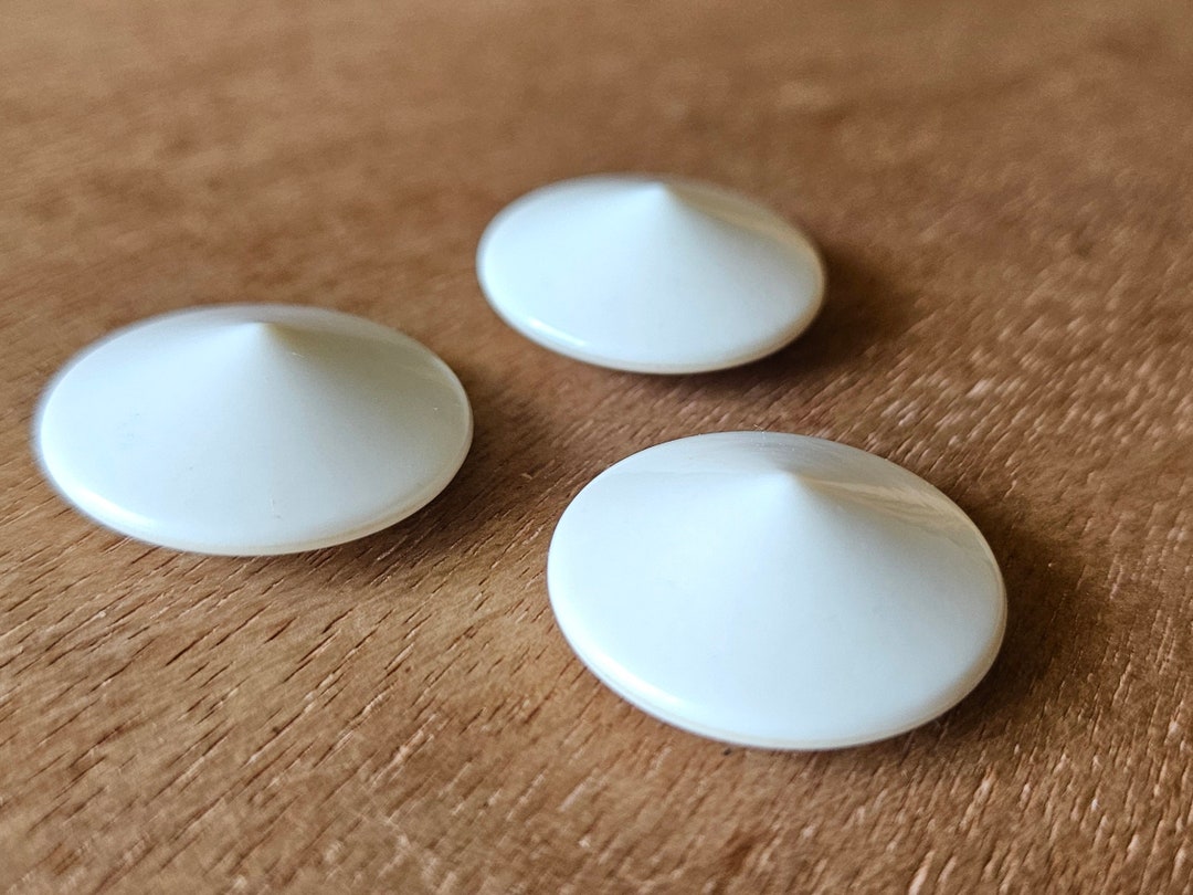 Vintage Colt 36 Buttons/vintage Colt White 36 Buttons/vintage Colt ...