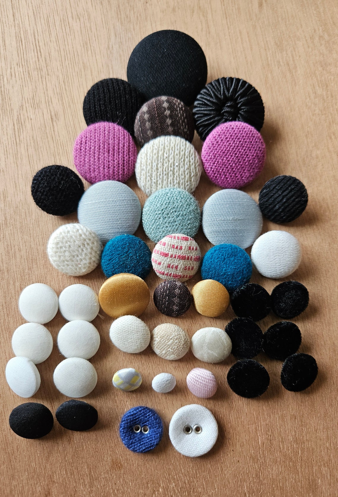 42 Vintage Fabric Buttons: Diminutive Craft Supplies - Etsy